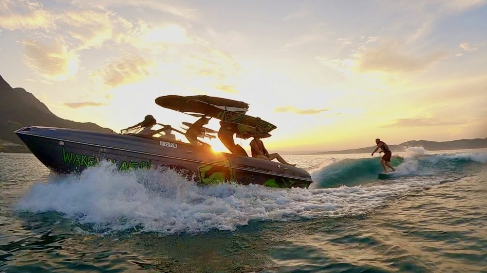 Apéro Boat - GET UP WAKE CLUB